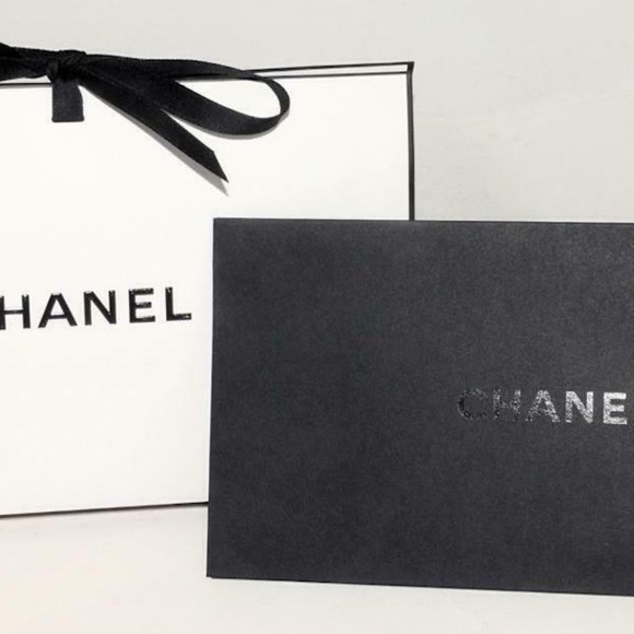 CHANEL | Bags | Chanel Signature Logo White Empty Gift Box Bag W Ribbon ...